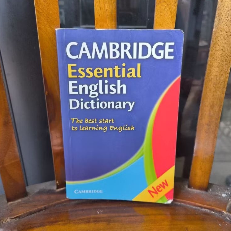 Jual Cambridge Essential English Dictionary, the best start to learning ...