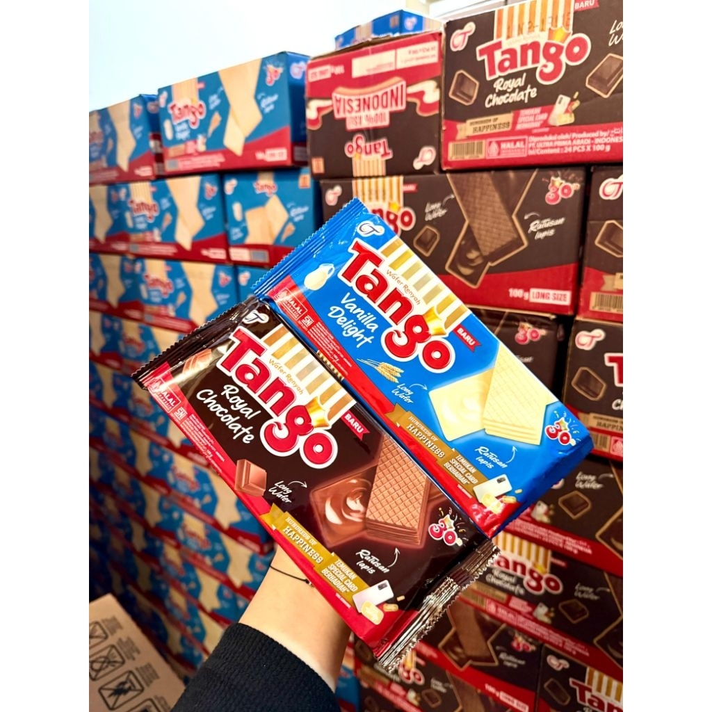 Jual WAFER TANGO 100GR 1 DUS ISI 24PCS | Shopee Indonesia
