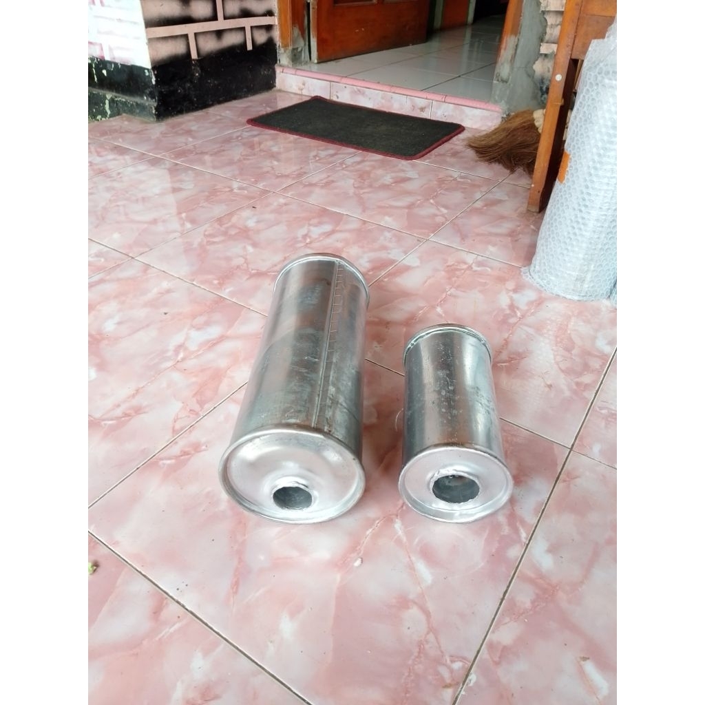 Jual satu paket tabung standar knalpot depan belakang mobil jimmy ...