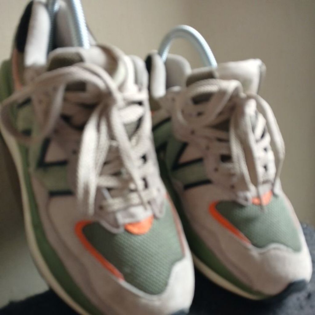 Jual sepatu second | Shopee Indonesia