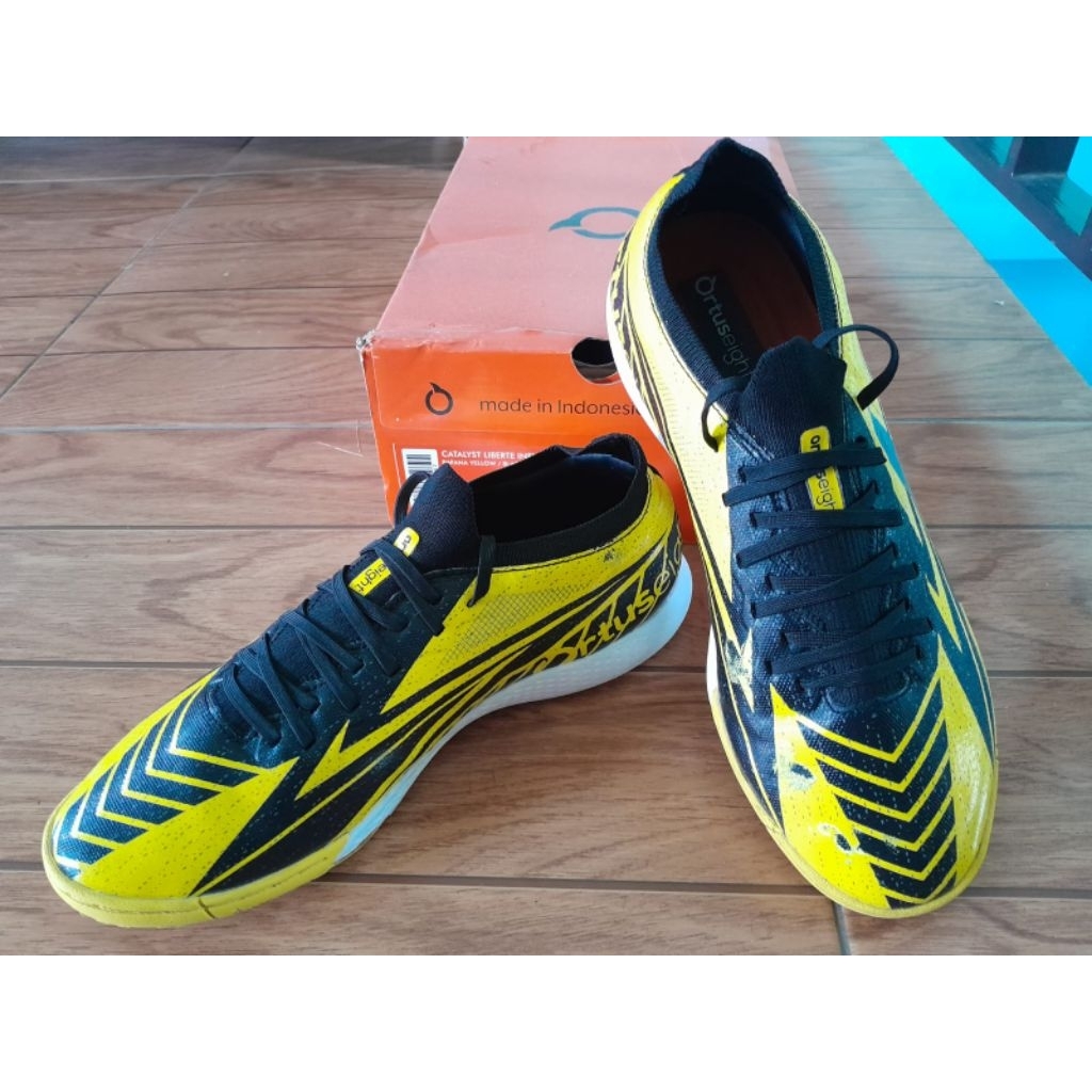 Jual Sepatu futsal Ortus catalyst liberte infinity | Shopee Indonesia