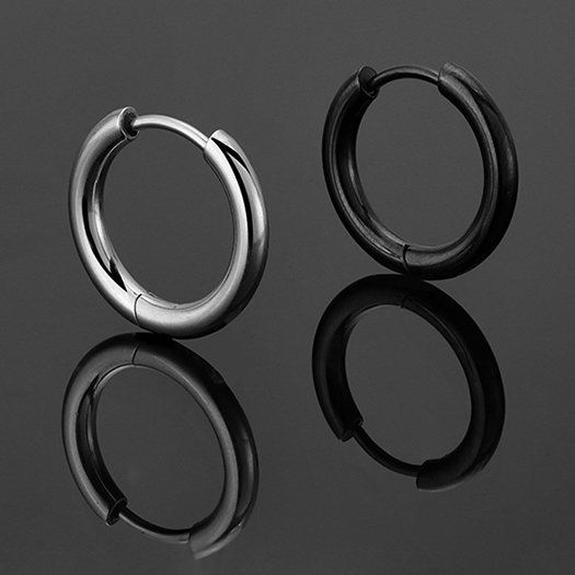 Jual Titanium Anting Wanita Pria Unisex bergaya keren dan maskulin ...