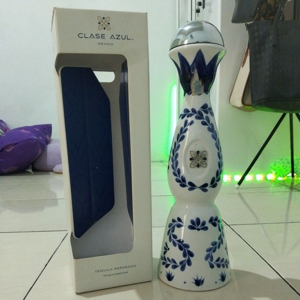 Jual koleksi botol azul antik bekas+box | Shopee Indonesia