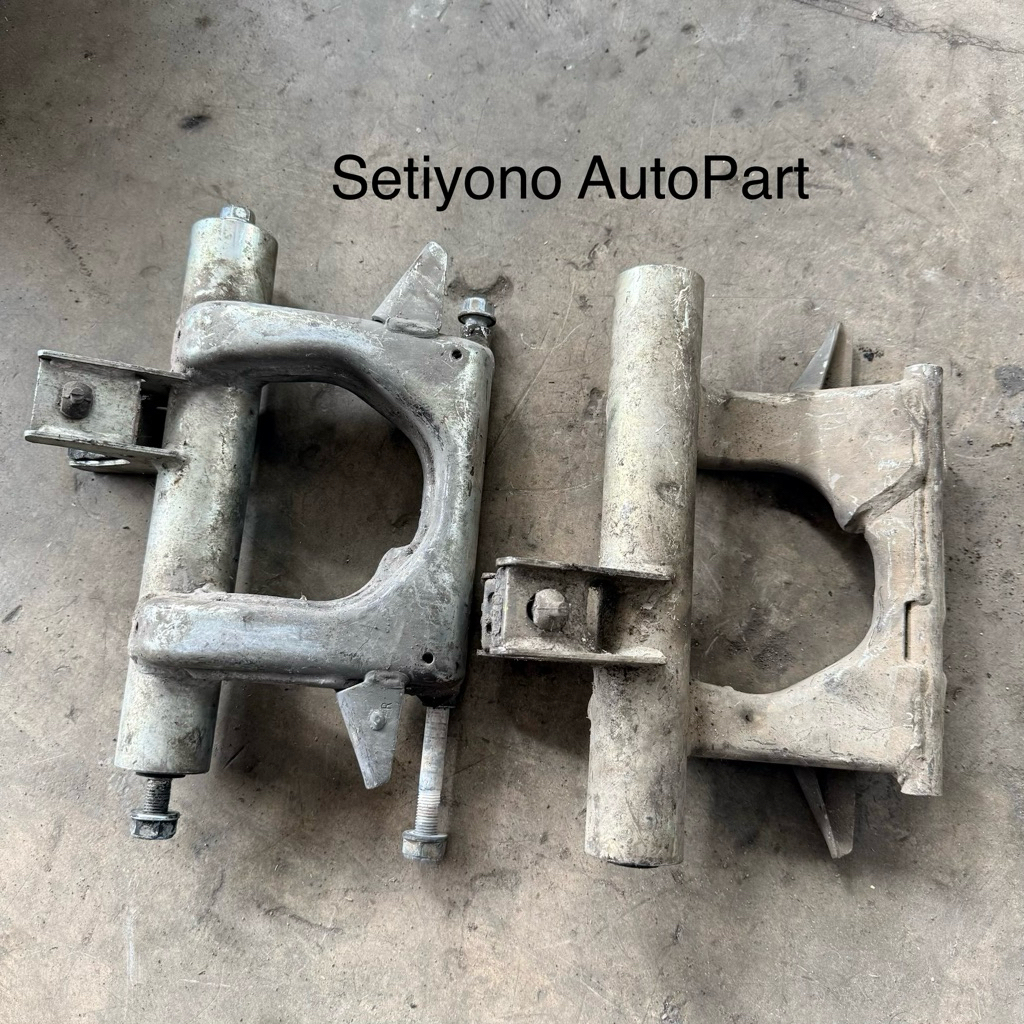 Jual Egine mounting PCX 150cc ADV 150cc ASLI | Shopee Indonesia