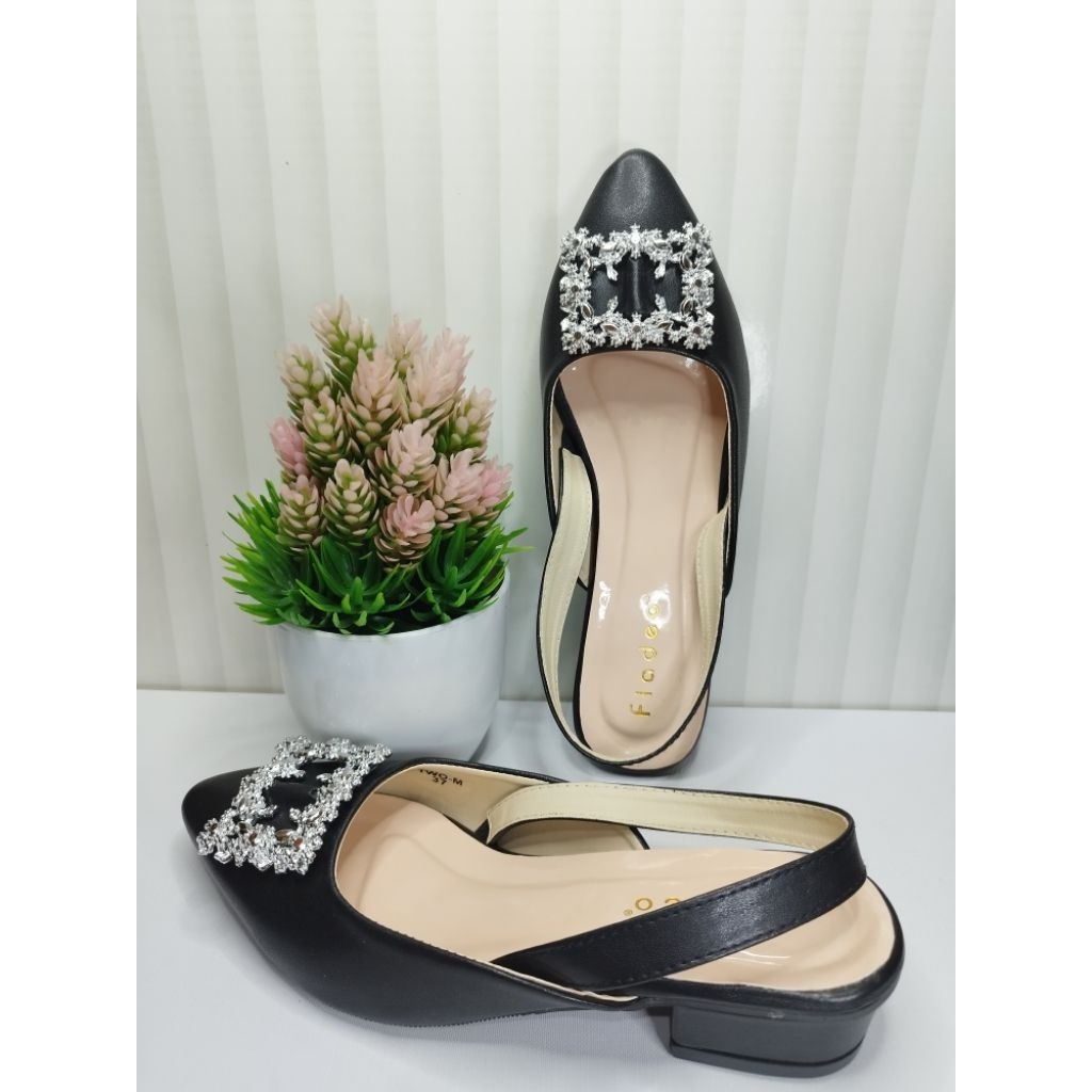 Jual Sepatu Sendal wanita Kondangan/Kuliah/Santai 3CM | Shopee Indonesia