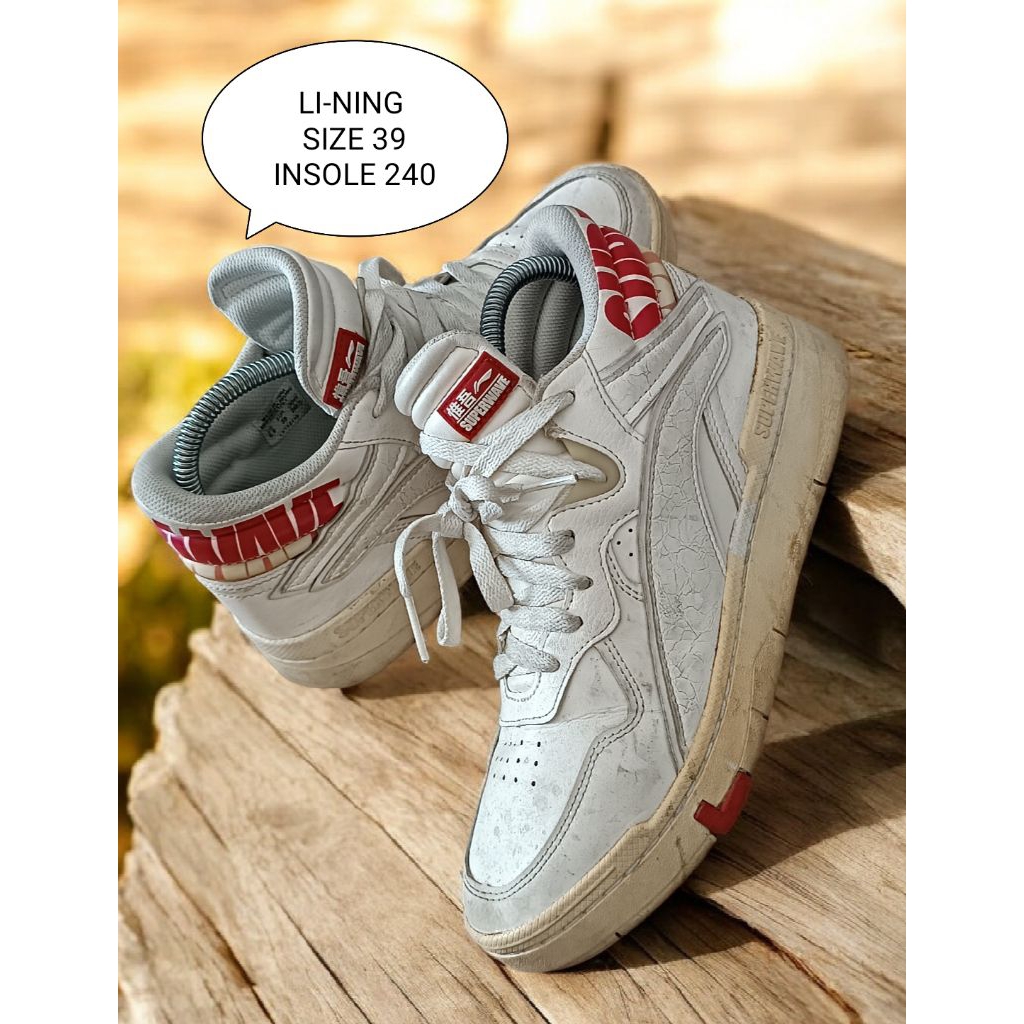Jual SEPATU BOOTH KULIT PRELOVED SIZE 39 LI-NING | Shopee Indonesia