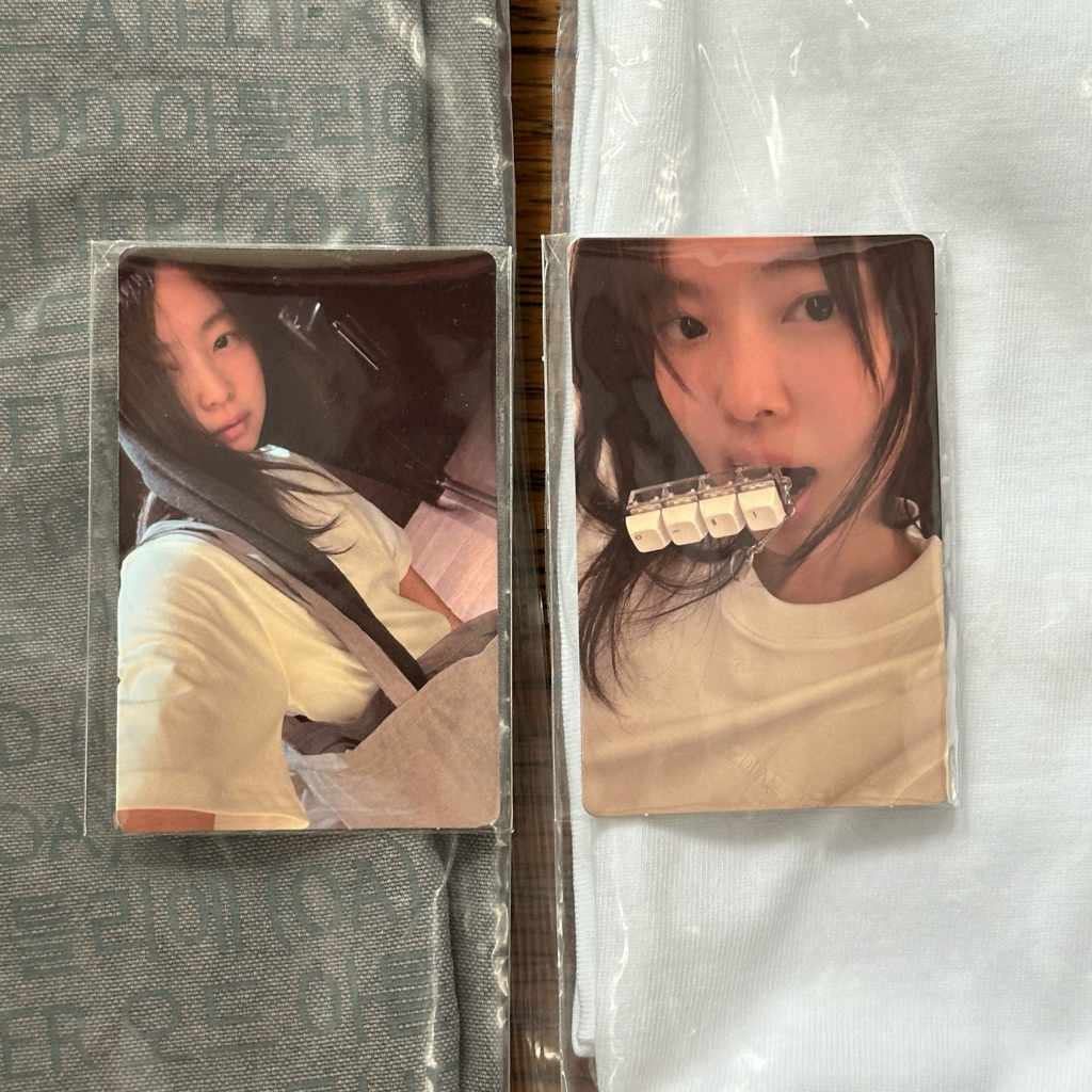 Jual [READY] JENNIE BLACKPINK ODD ATELIER ZEN SERIF FONT MERCHANDISE ...