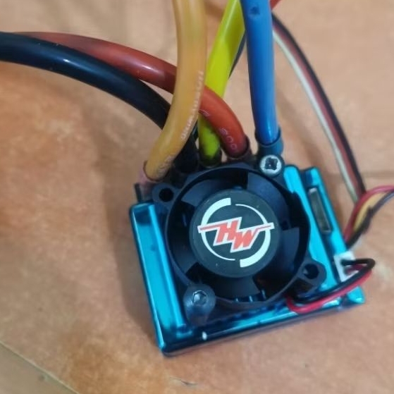 Jual esc hobbywing xerun 120A V2.1 dan program box | Shopee Indonesia
