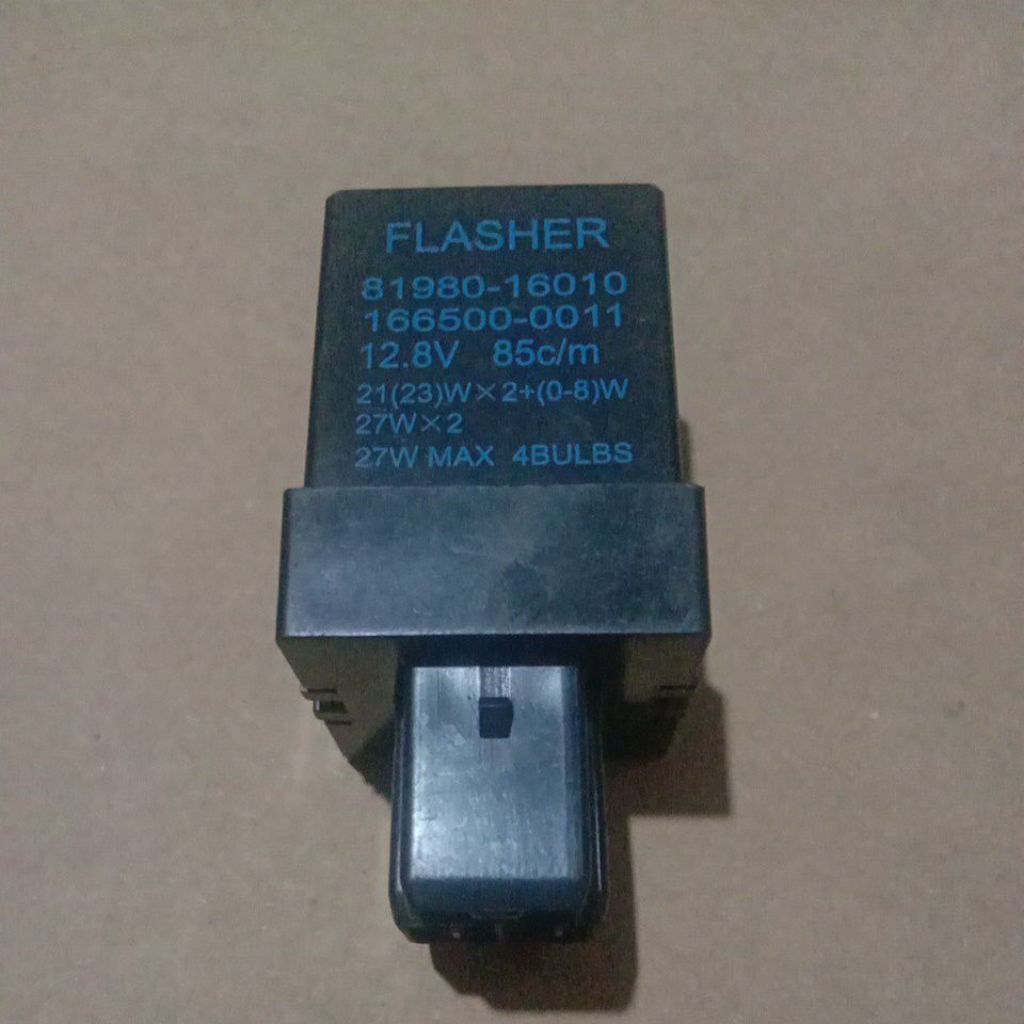 Jual FLASER LAMPU SEIN TOYOTA KIJANG 5K KF40 RINO 81980-16010 | Shopee ...