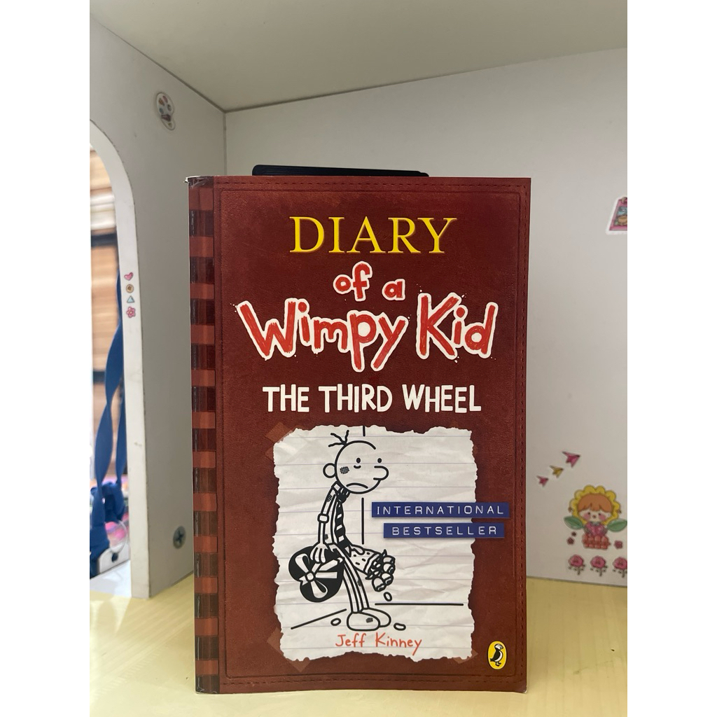 Jual Novel diary of a wimpy kid the third wheel jeff kinney | Shopee ...