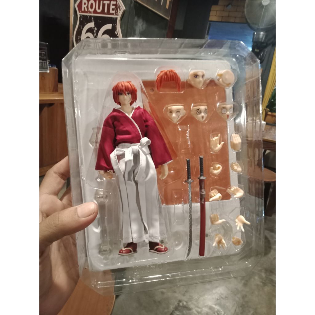 Jual DASIN Himura Kenshin samurai X / action figur battosai Rurouni ...