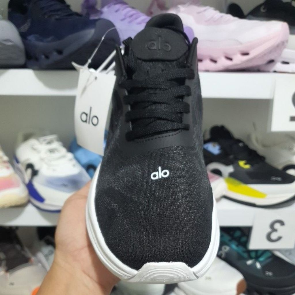 Jual sepatu alo untuk running hitam | Shopee Indonesia