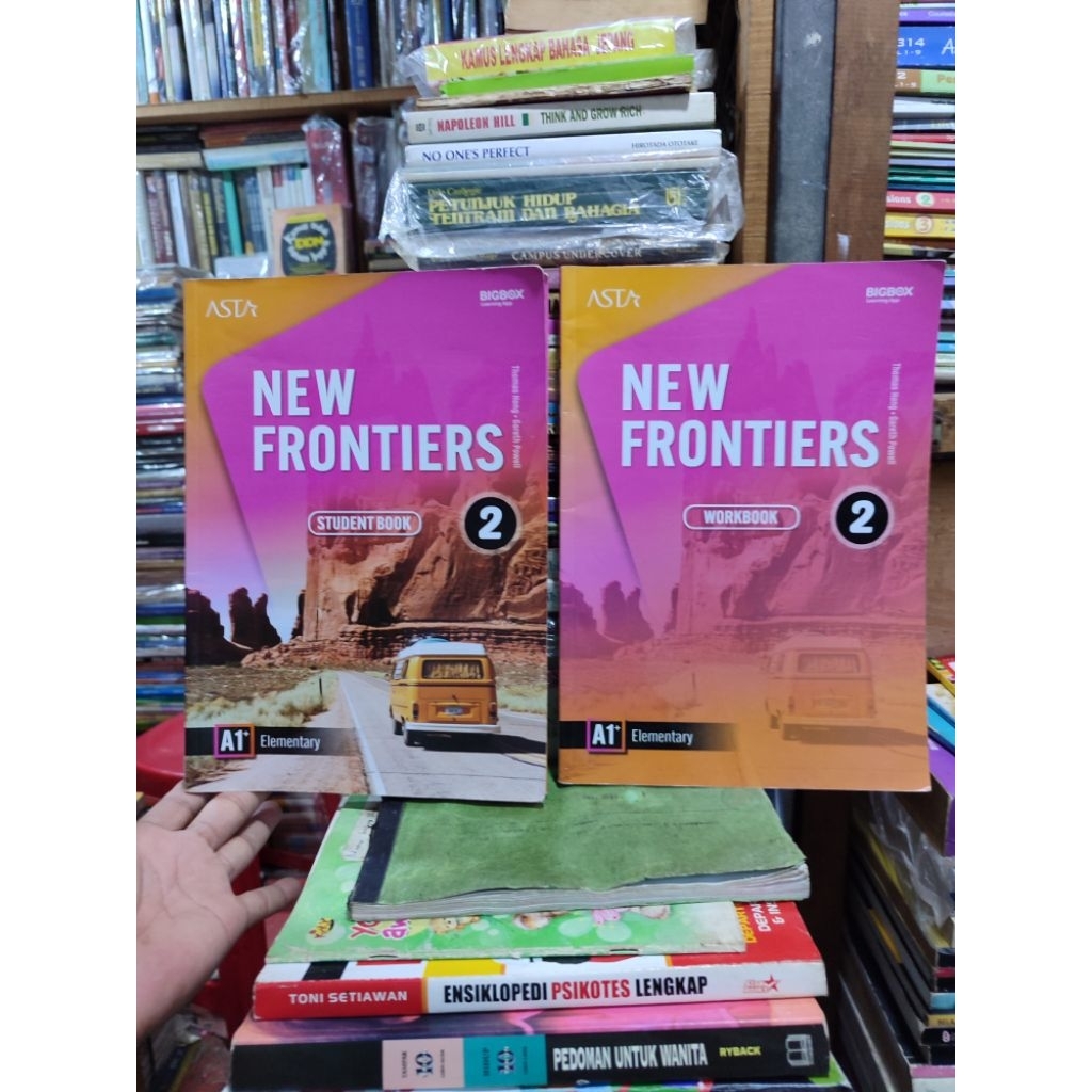 Jual New Frontiers 2. student book & workbook. elementary A1. bekas ...