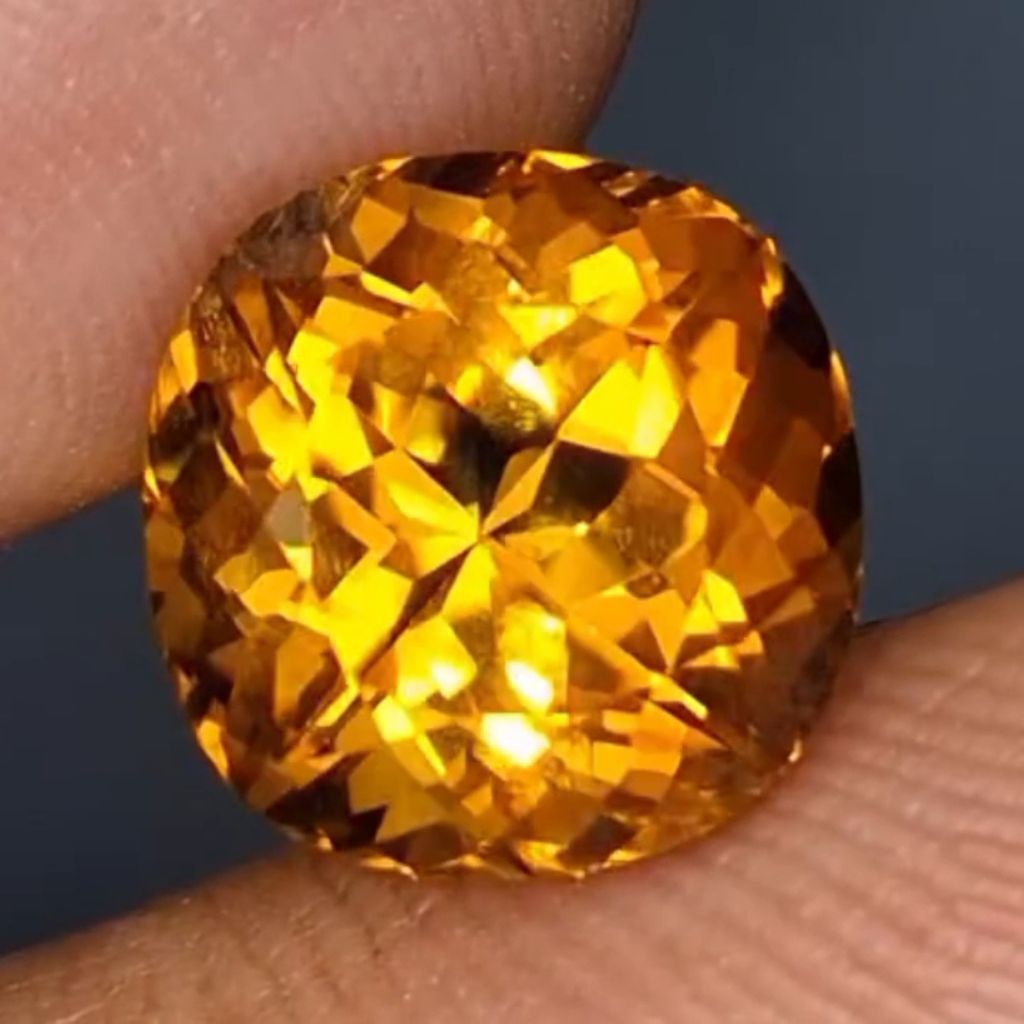Jual Natural Madeira Citrine 2.90ct H Super Crystal Full of Luster ...