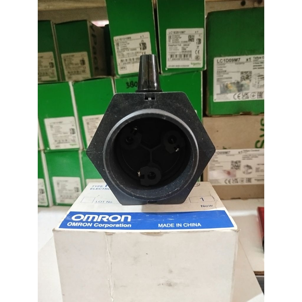 Jual OMRON PS-3S-AP WATER LEVEL CONTROL ELECTRODE HOLDER ORIGINAL ...