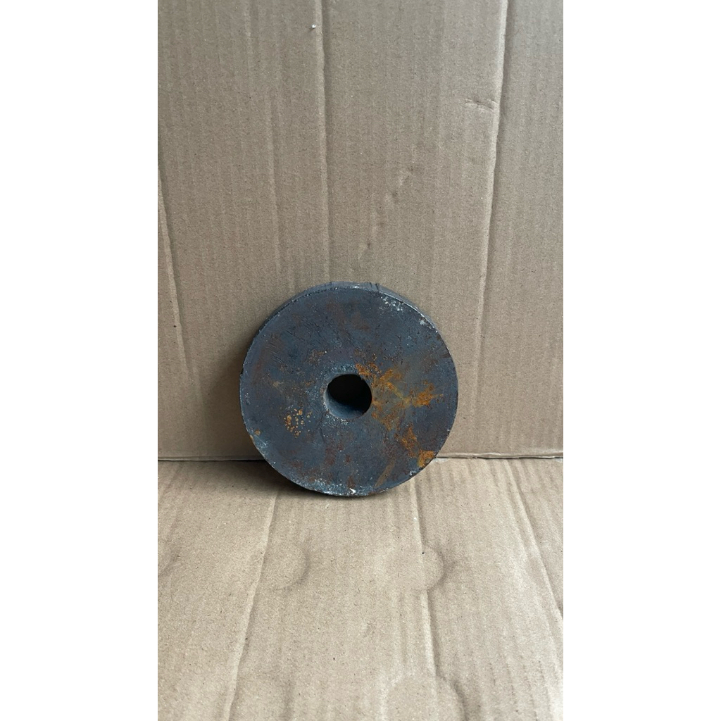 Jual Besi plat tebal 5mm diameter 60mm lobang 28mm | Shopee Indonesia