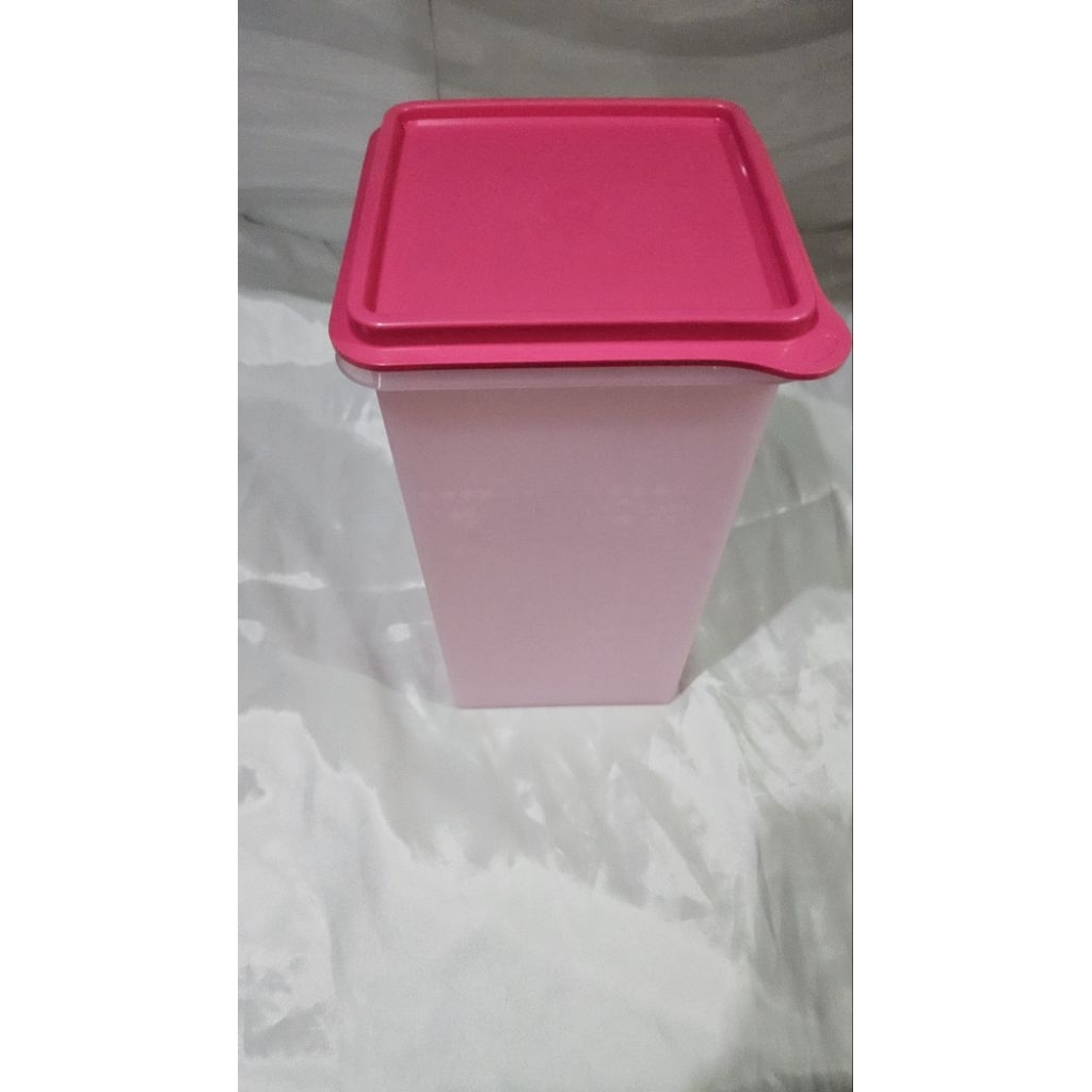 Jual soft pink sweet saver tupperware/3,1liter | Shopee Indonesia