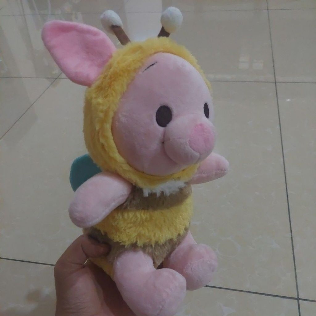 Jual Boneka Piglet Bee Costume from Winnie the Pooh Plush | Shopee ...
