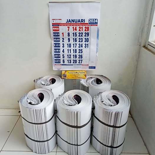 Jual Kalender Kerja Polos Isi 12 Lembar Ukuran 38x53 | Shopee Indonesia