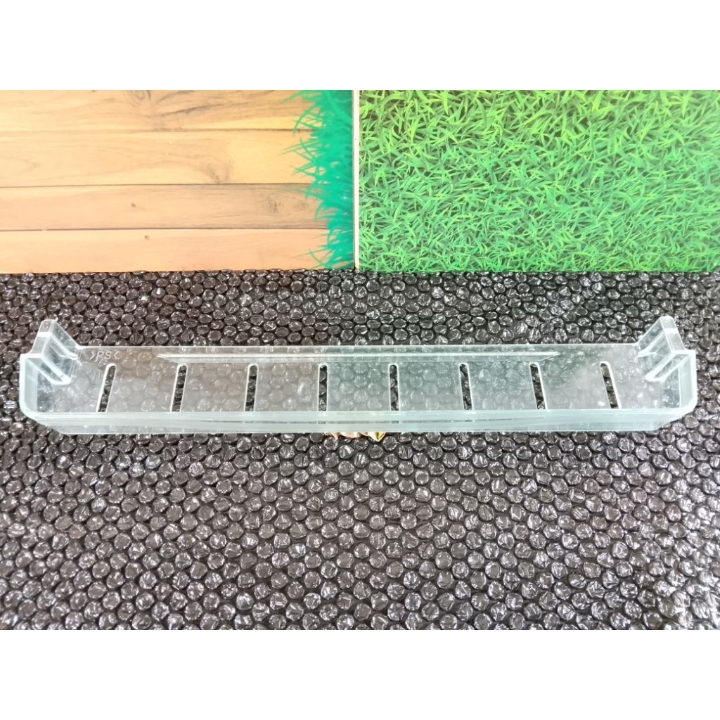 Jual RAK TELUR KULKAS TOSHIBA 2 PINTU MODEL GR-R32MPD / GR-H29MPT ...