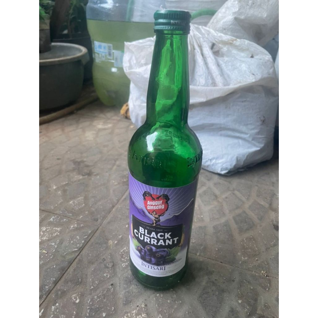 Jual Botol bekas minuman | botol pajangan | botol unik | Shopee Indonesia