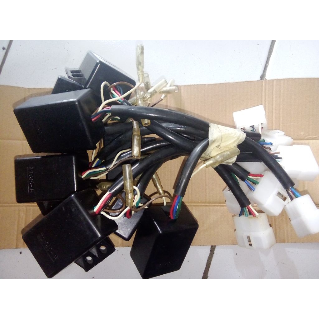 Jual MODUL SENTRAL LOCK /DOOR LOCK MOBIL UNIVERSAL 6PIN ORIGINAL HI ...