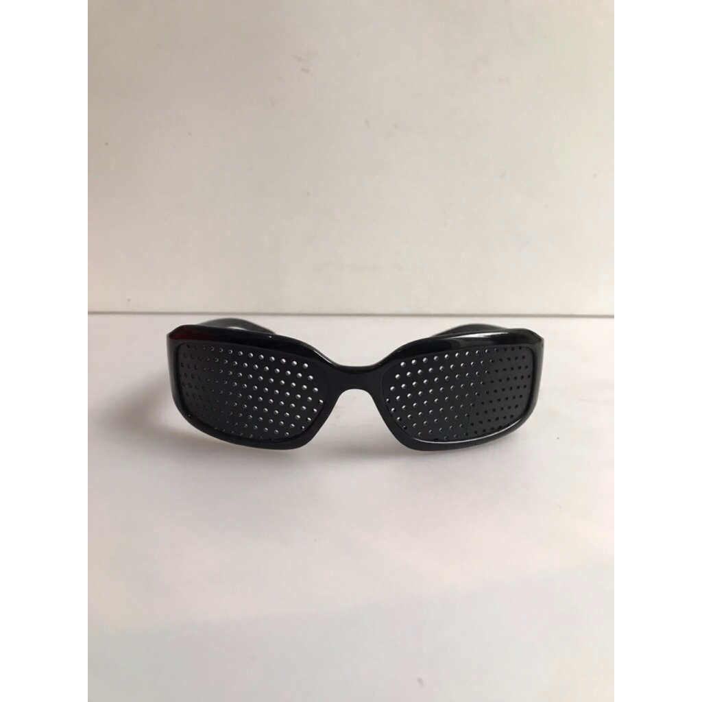 Jual Clearview kaca mata Terapi Pin Holes/ Alat bantu atasi mata minus ...
