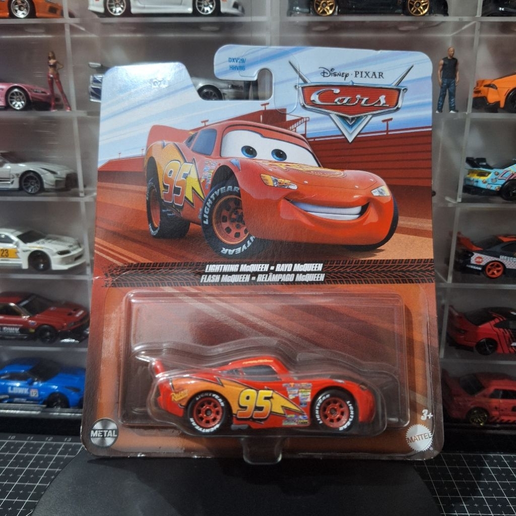 Jual Disney Pixar Cars Lightning McQueen Official Mattel Original Base ...