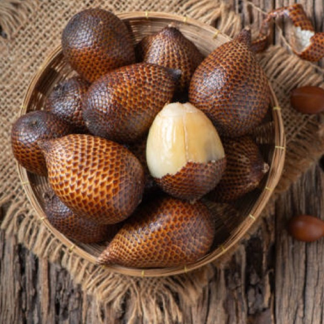 Jual Salak 1Kg Segar Pilihan – Manis Alami & Renyah | BelbuahO | Shopee ...
