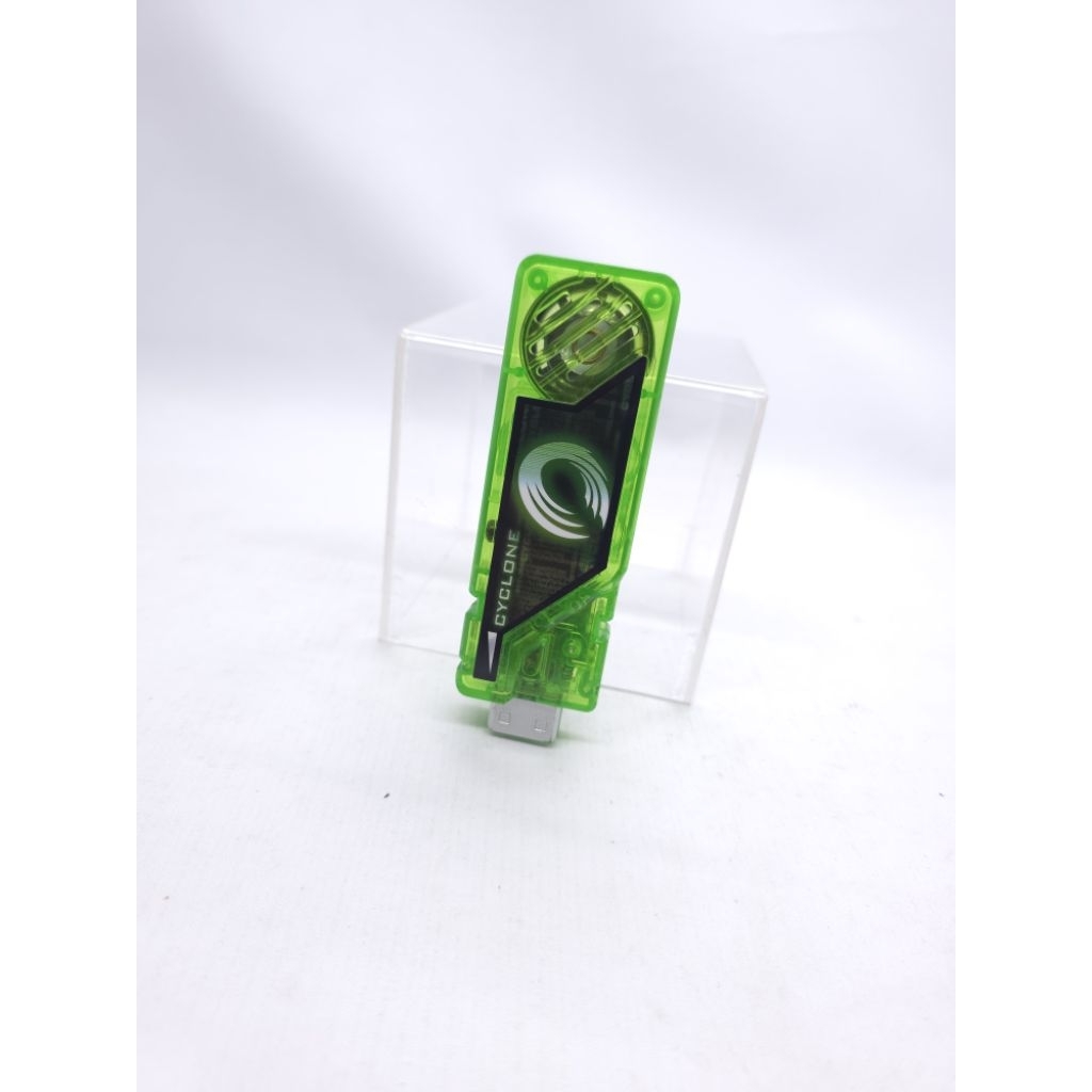 Jual [ori] DX cyclone gaia memory for DX kamen rider W double driver ...