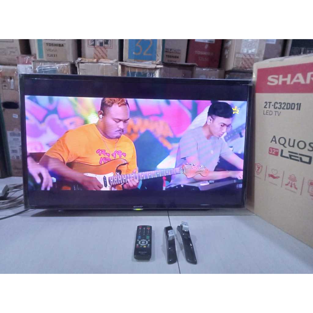 Jual Digital TV Sharp 32 inci HD Sudah gak pakai STB Kondisi bekas ...