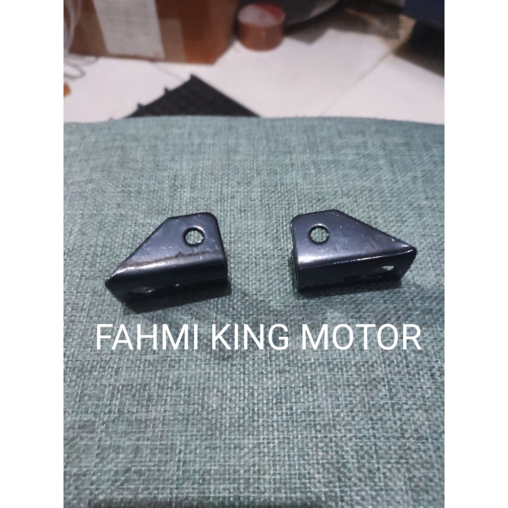 Jual BESI BREKET FOOTSTEP BELAKANG HITAM UKURAN LEBAR 2,5 CM FOR ...