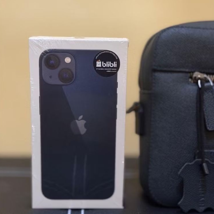 Jual Iphone 13 Hitam New Garansi resmi | Shopee Indonesia
