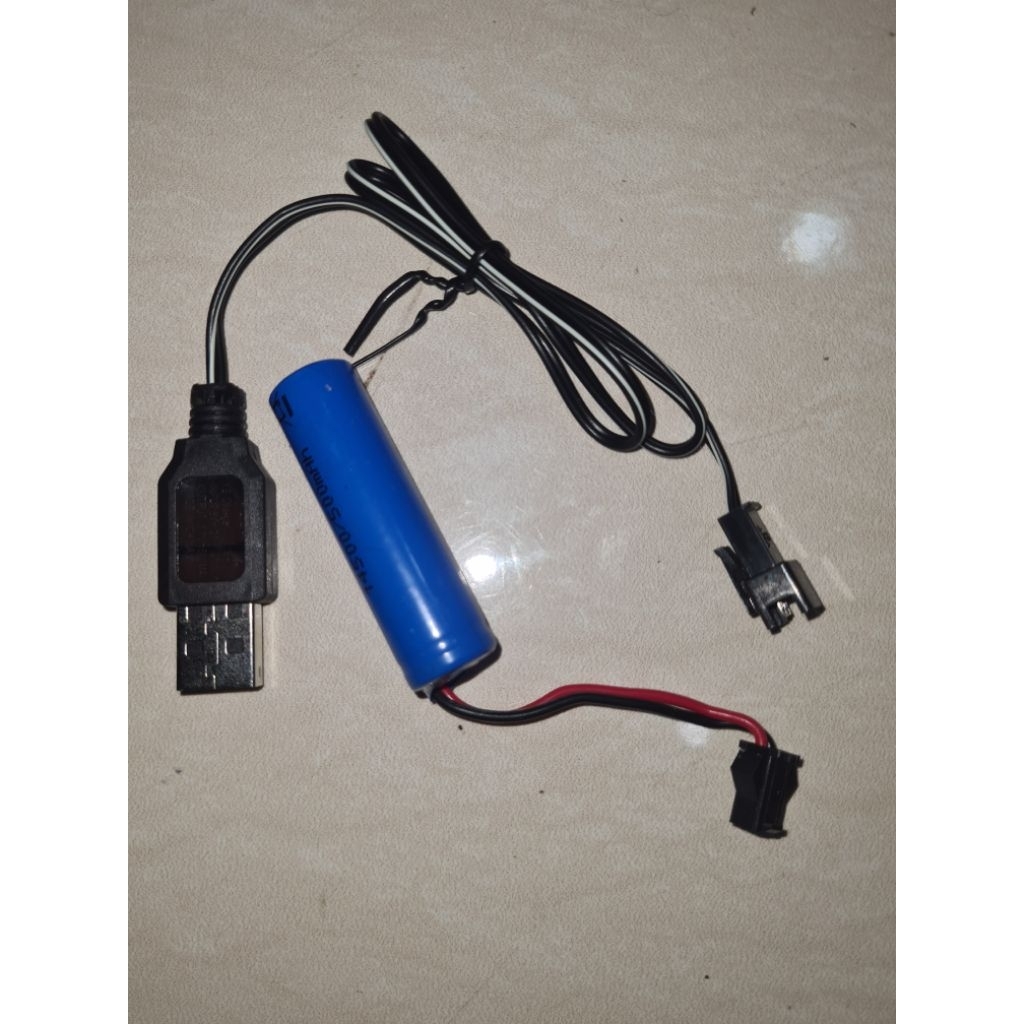 Jual Kabel Cas Batre mobil RC 3,7v USB soket hitam 2 pin | Shopee Indonesia