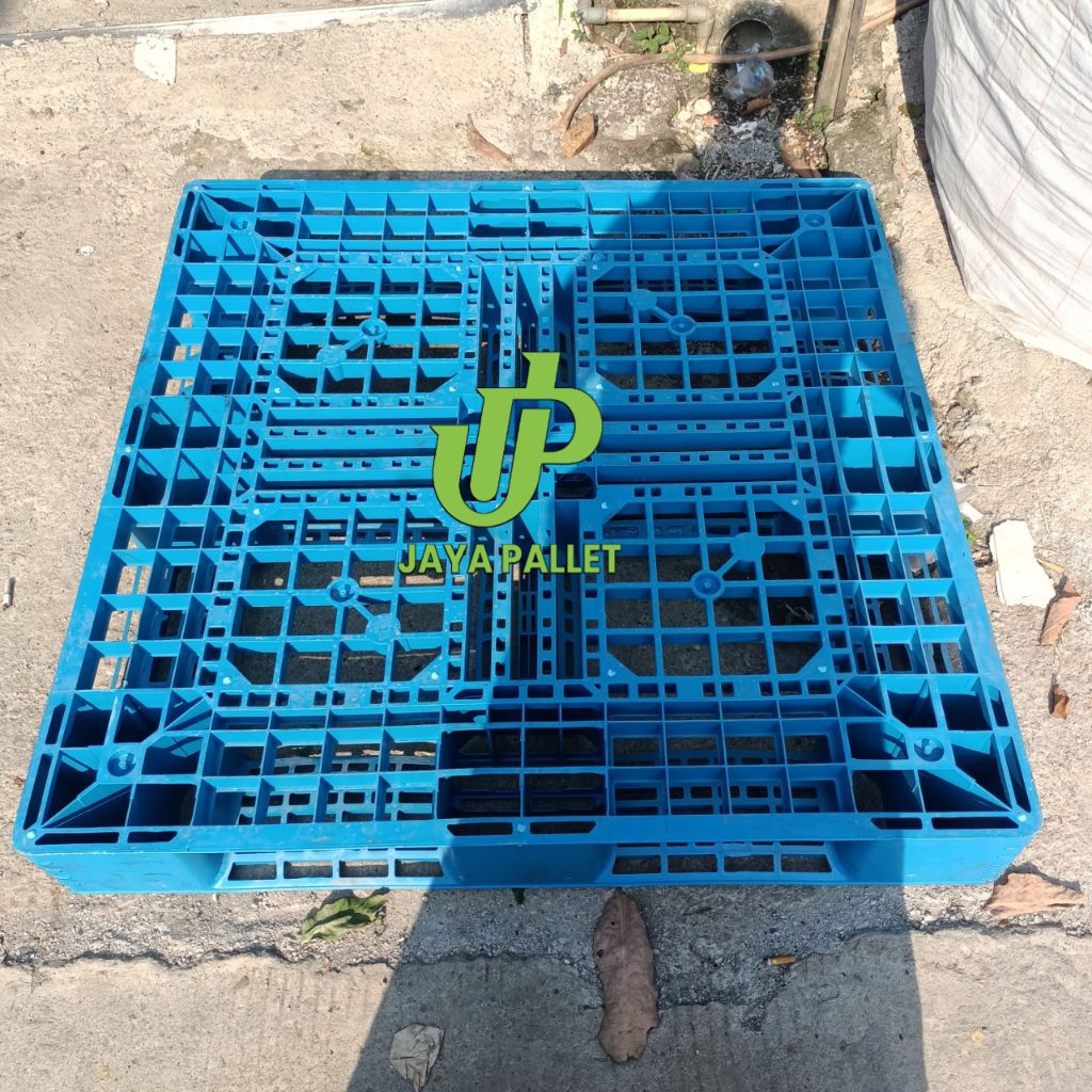 Jual pallet plastik ukuran 110x110x15 warna biru | Shopee Indonesia