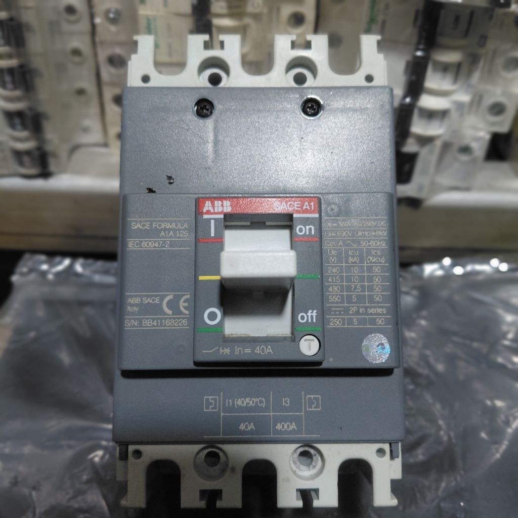 Jual MCCB BREAKER NFB ABB TYPE SACE FORMULA A1A 125 40 Ampere 3P/Mccb ...