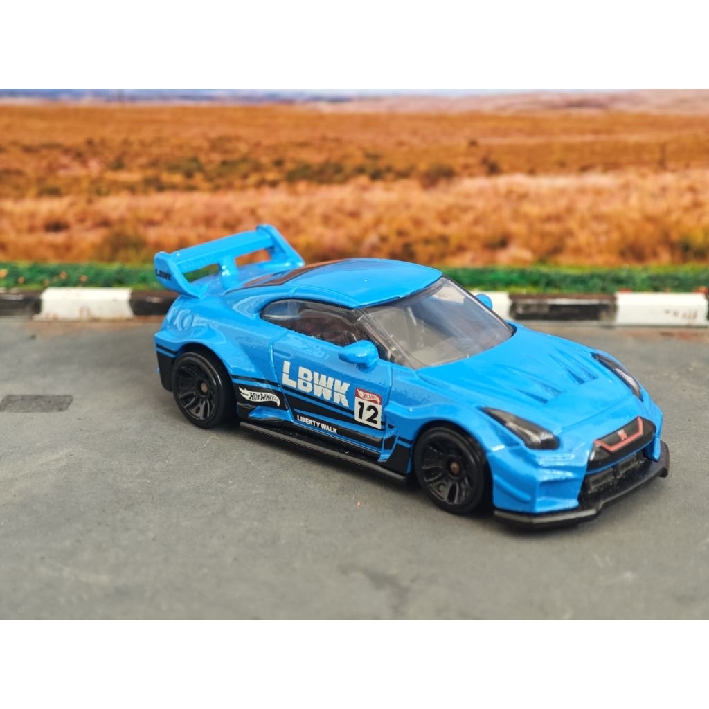 Jual hot wheels nissan GTR R35 LBWK biru | Shopee Indonesia