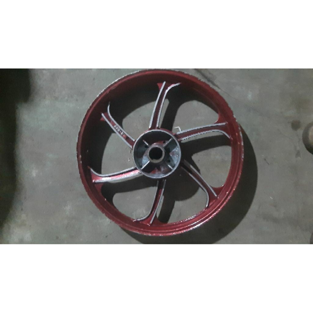 Jual Pelek Motor palang 6 merk X Ray belakang kondisi baik | Shopee ...