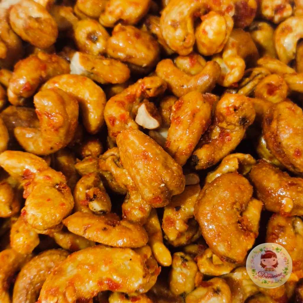 Jual Kacang Mede Pedas Manis 250gr enak gurih ( ds bgr ) | Shopee Indonesia