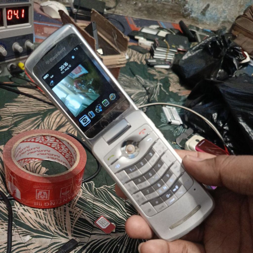 Jual Blackberry 8220 pearl plip | Shopee Indonesia