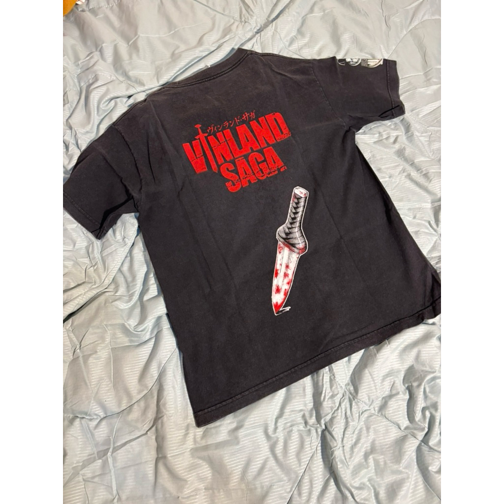 Jual KAOS BOOTLEG VINLAND SAGA HITAM VINTAGE M | Shopee Indonesia