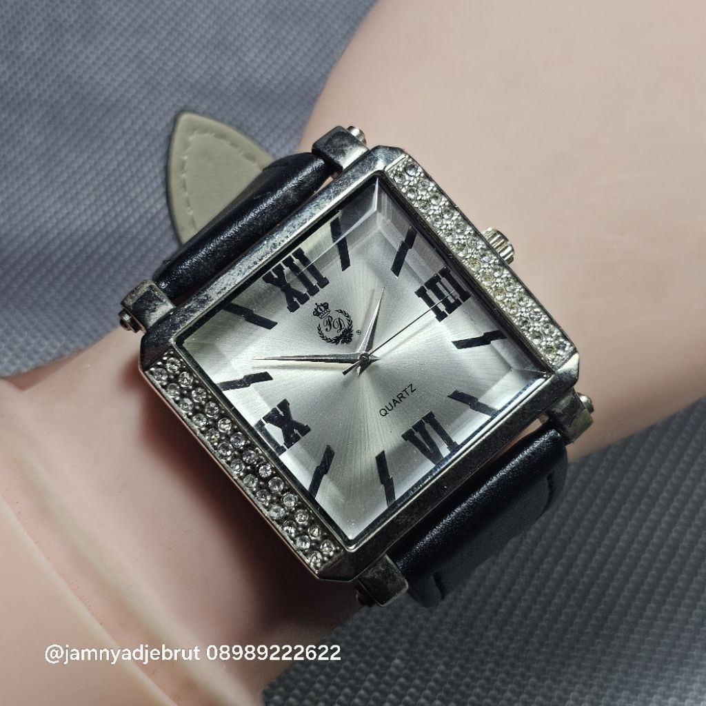Jual Jam Tank Premier Designs PD Diamond Bekas | Shopee Indonesia