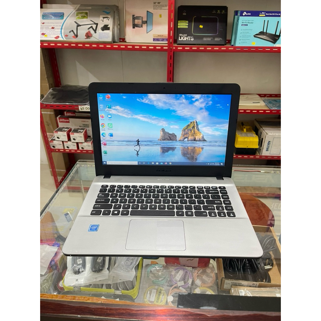 Jual LAPTOP SECOND ASUS X441N celeron /Ram 4 Gb / ssd 128 Gb | Shopee ...
