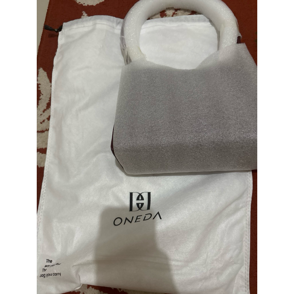 Jual ONEDA bag (new) maroon | Shopee Indonesia