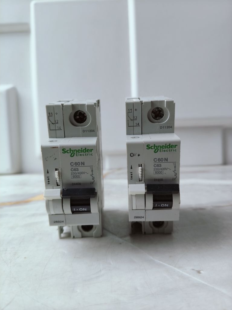 Jual MCB Schneider C60 N C63 | Shopee Indonesia