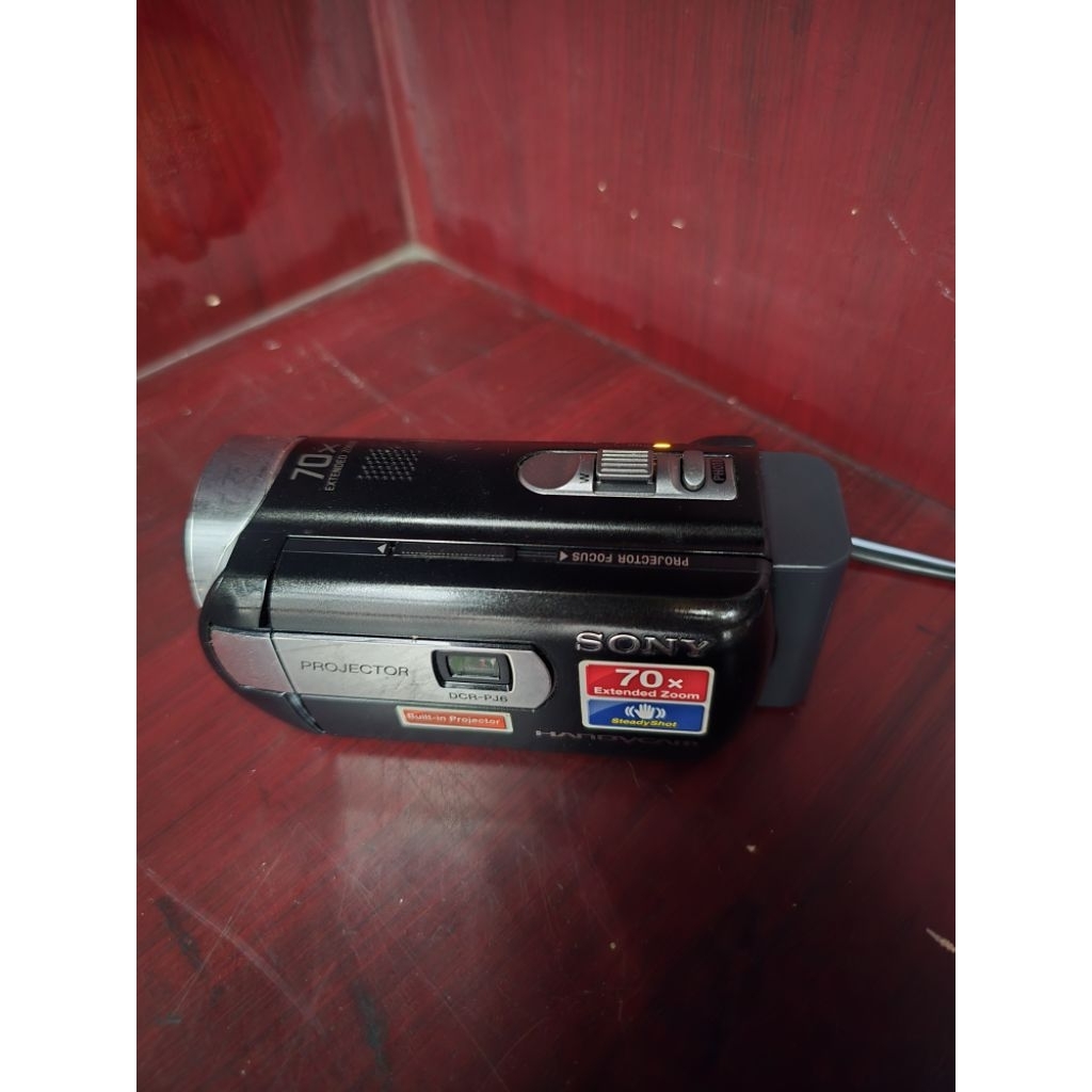Jual Video camera recorder Sony DCR - PJ6E preloved / second / bekas ...