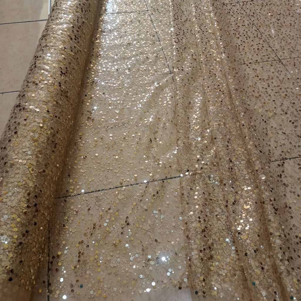 Jual KAIN TILE PAYET SQUIN ZUHAIR MIX MUTIARA / BAHAN KEBAYA / HARGA ...