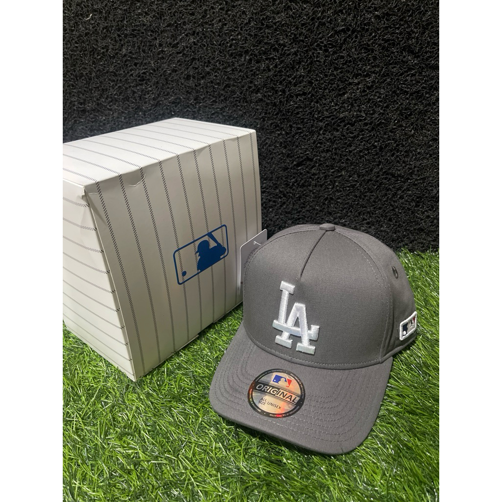 Jual Logo LA Putih Bahan Abu Grey Topi Premium MLB | Shopee Indonesia