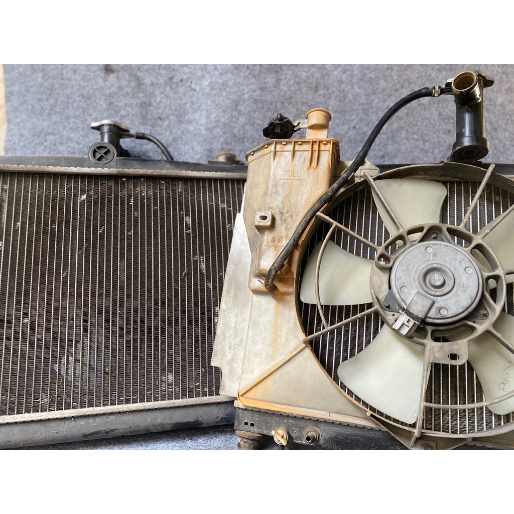 Jual Radiator Vios Gen 1 copotan tipe G siap pakai | Shopee Indonesia