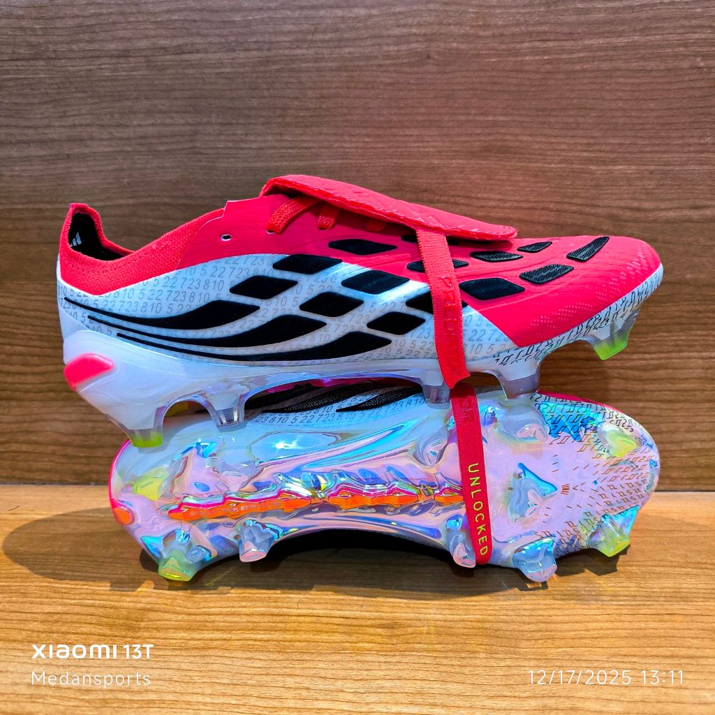Jual Sepatu Bola Soccer Elite PDator26 Tongue Red Unlocked Fg | Shopee ...